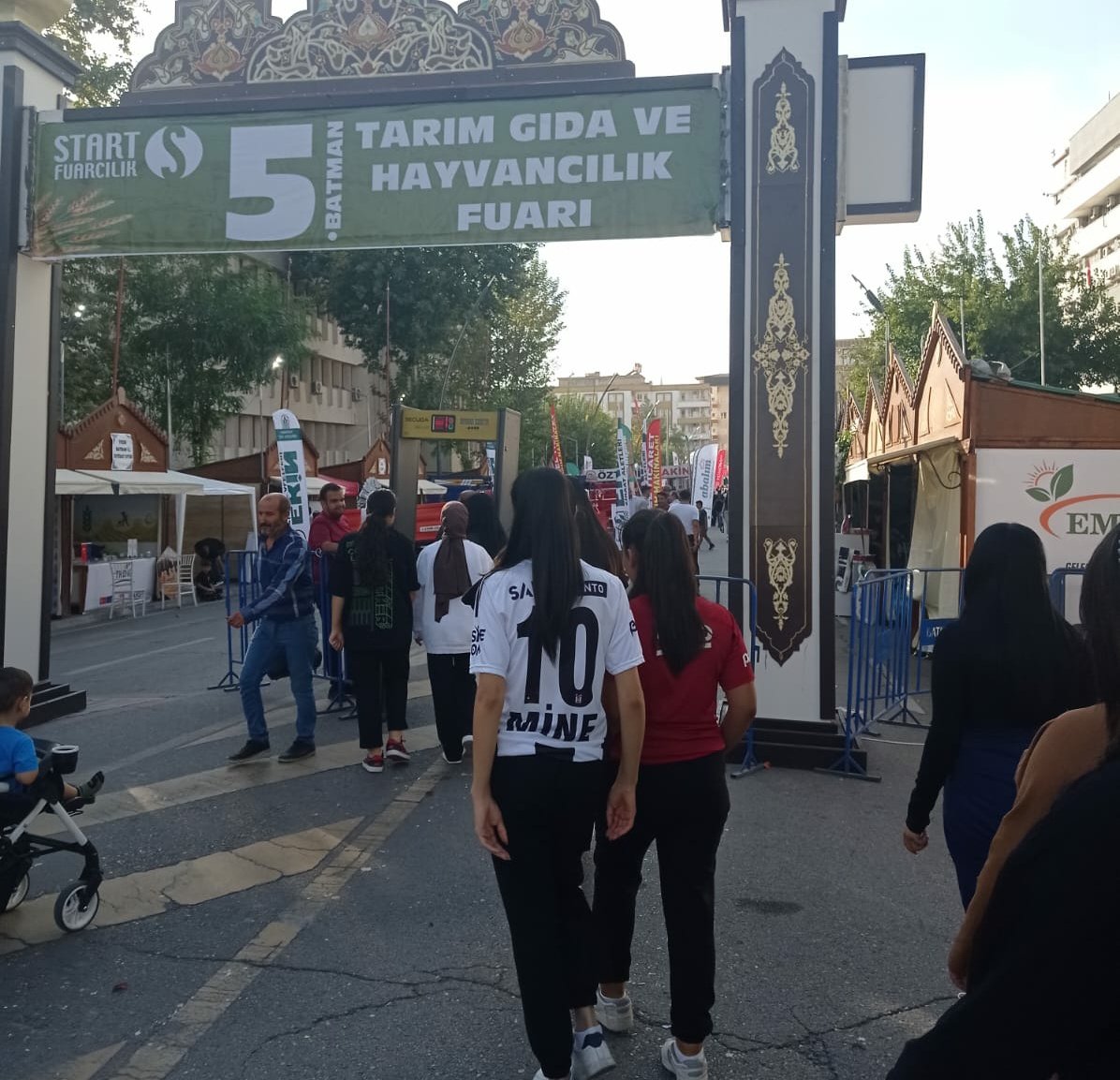 Batman 5. Tarim,Gida ve Hayvancilik Fuari'ni | Batman Aile ve Sosyal ... Batman 5. Tarim,Gida ve Hayvancilik Fuari'ni | Batman Aile ve Sosyal ...